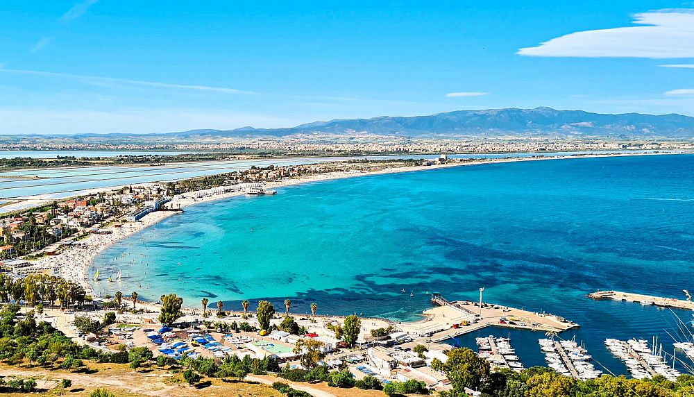 Spiaggia del Poetto ☀️ Cagliari | Karte der Strände, Unterkünfte ...