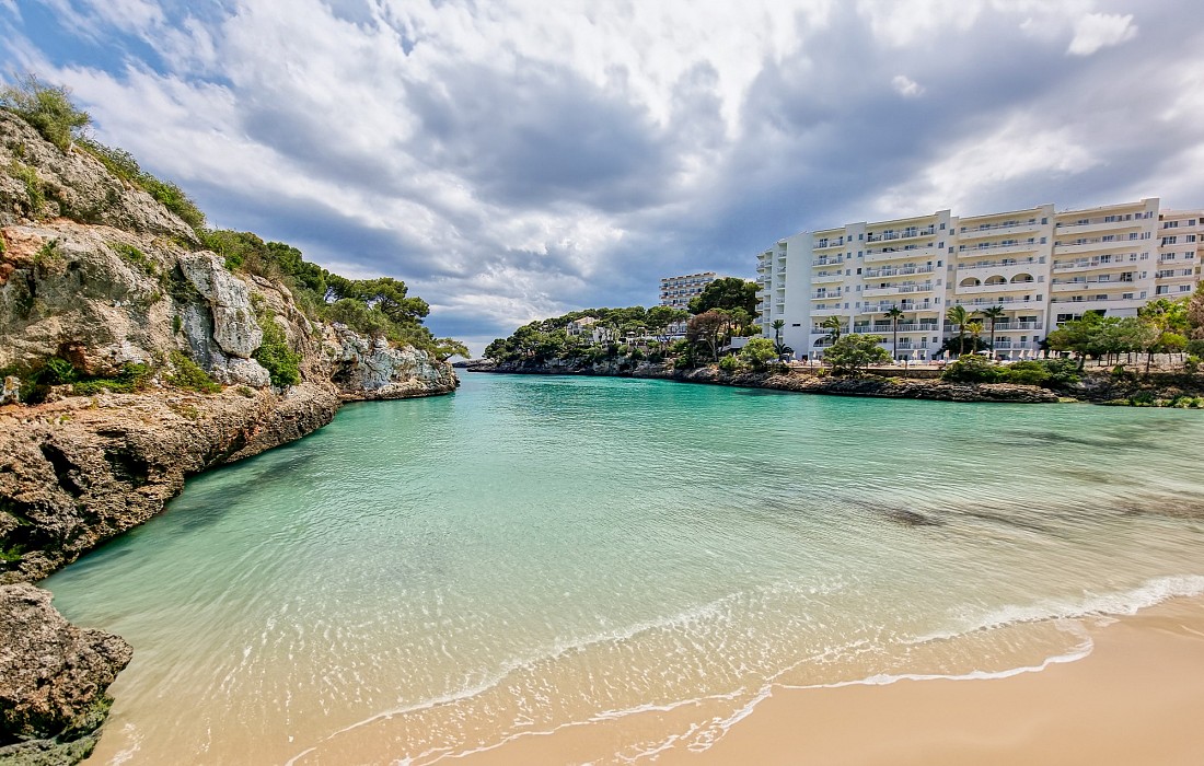 Platja de Cala Ferrera ☀️️ Spiagge Santanyi (Maiorca) - Spiagge.life